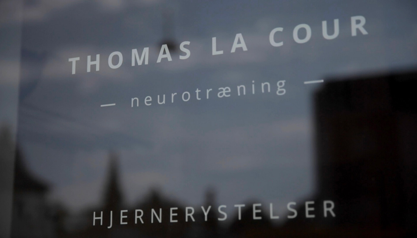 Kontakt - Thomas la Cour